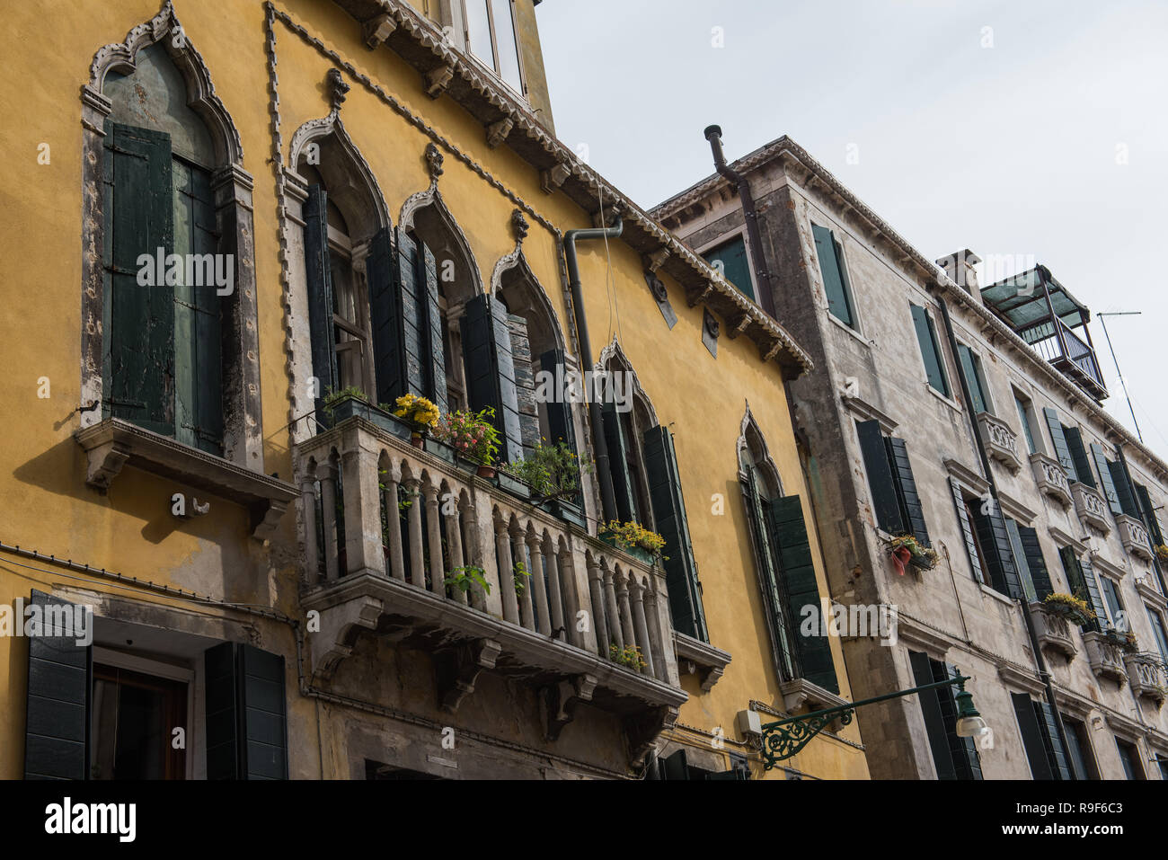 Venice typical windows and architecture Stock Photo - Alamy
