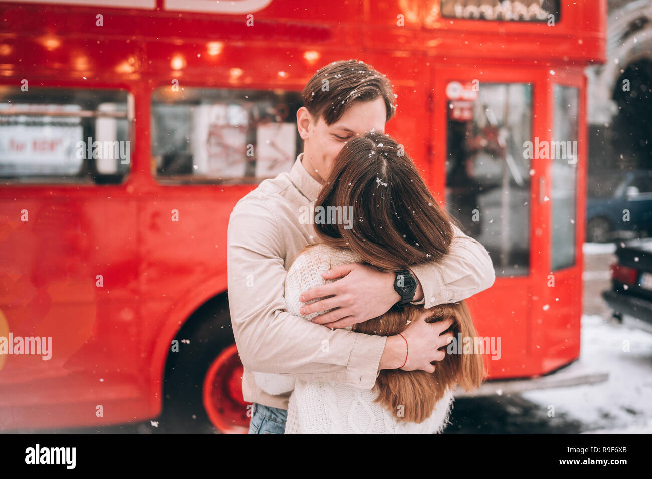 Couple Kissing Bus Stock Photos & Couple Kissing Bus Stock Images - Alamy