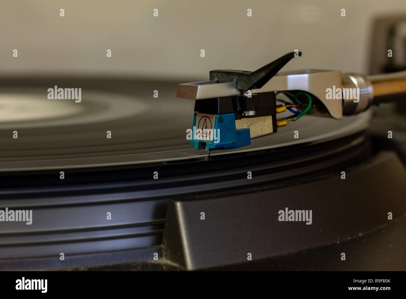 Hand record hi-res stock photography and images - Alamy