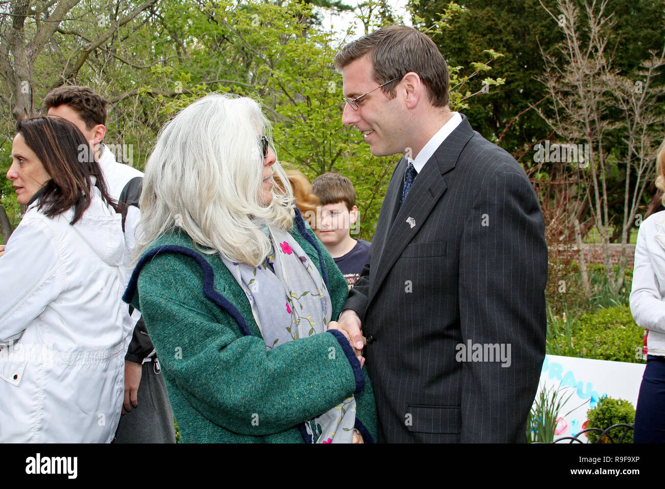 New York - April 17: Ed Braunstein greets supporters at the Campaign ...