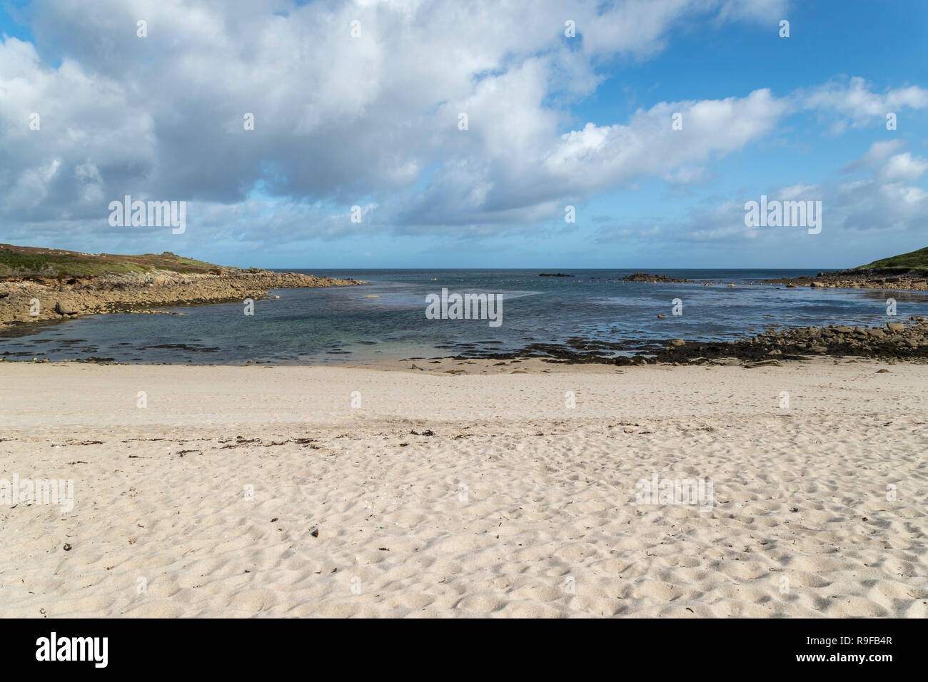 Isles of scilly beach hi-res stock photography and images - Alamy