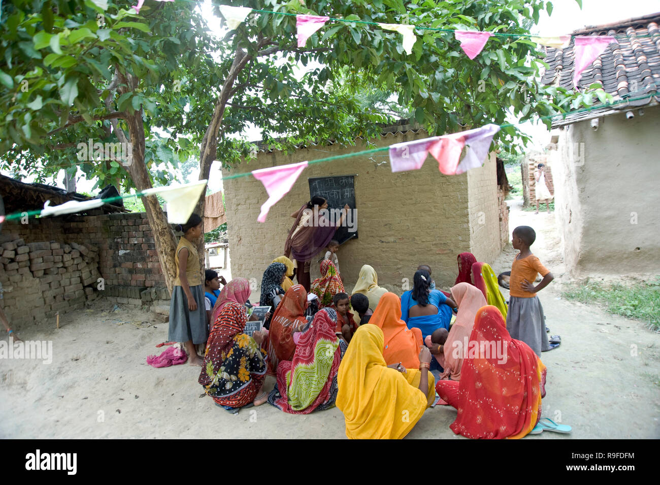 Indian rural teacher woman teaching hi-res stock photography and images ...