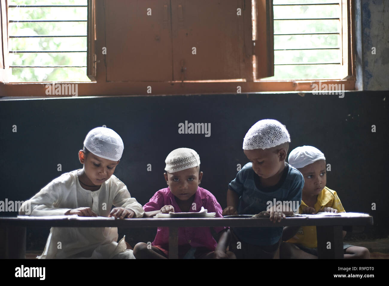 Urdu muslim school hi-res stock photography and images - Alamy