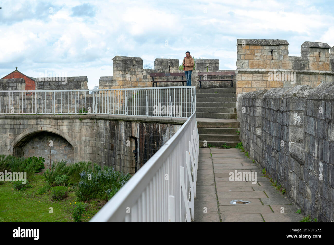 Elevated walkway on York City Walls, (Bar Walls or Roman walls ...