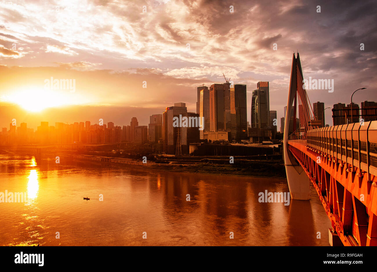 Chongqing bridge buildings hi-res stock photography and images - Alamy