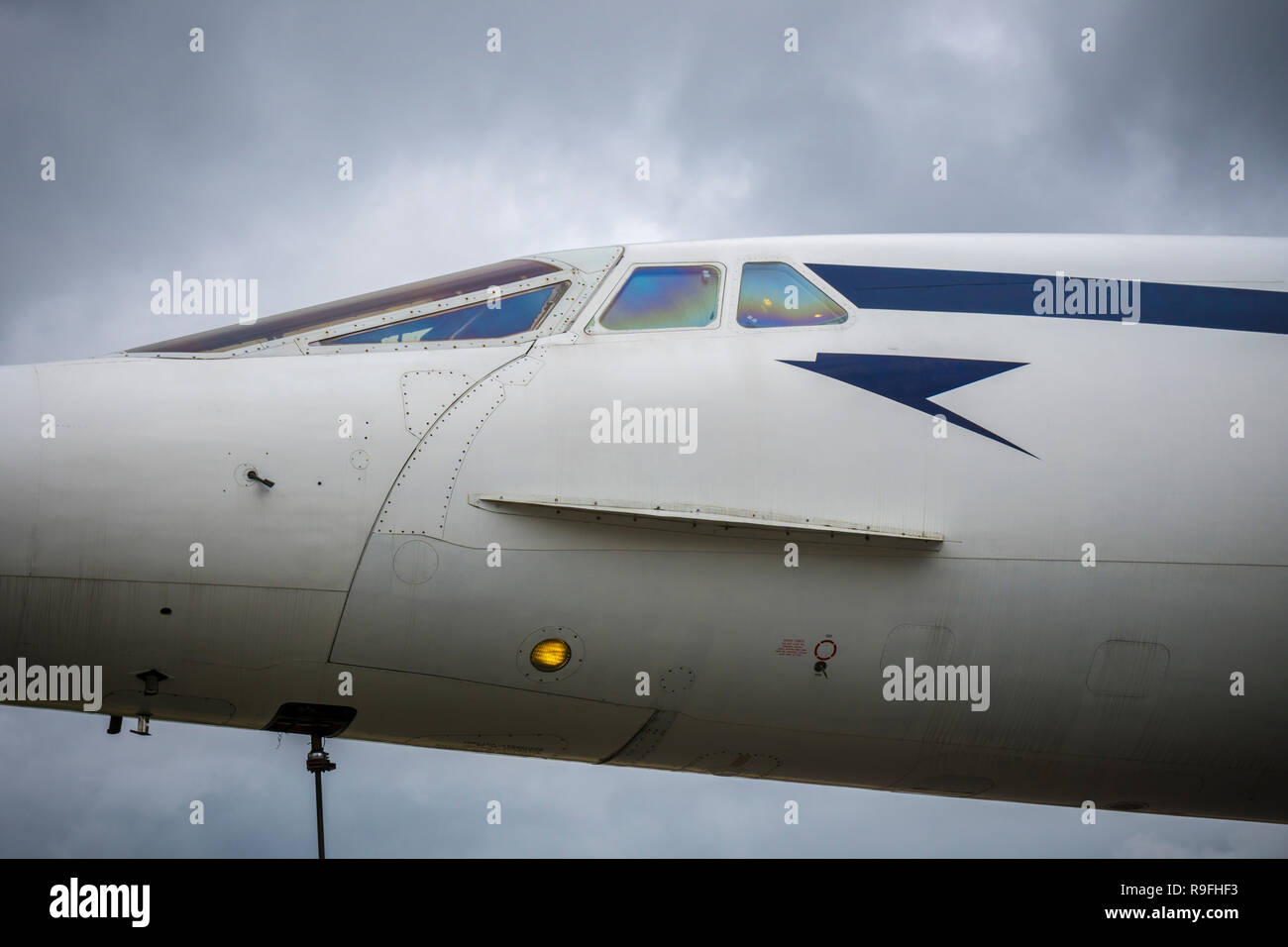 Concorde cockpit hi-res stock photography and images - Alamy
