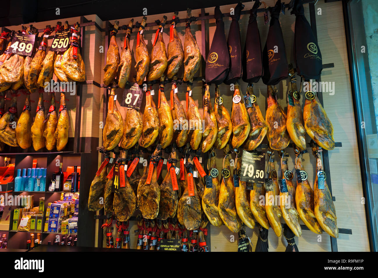 Hanging joints hi-res stock photography and images - Alamy