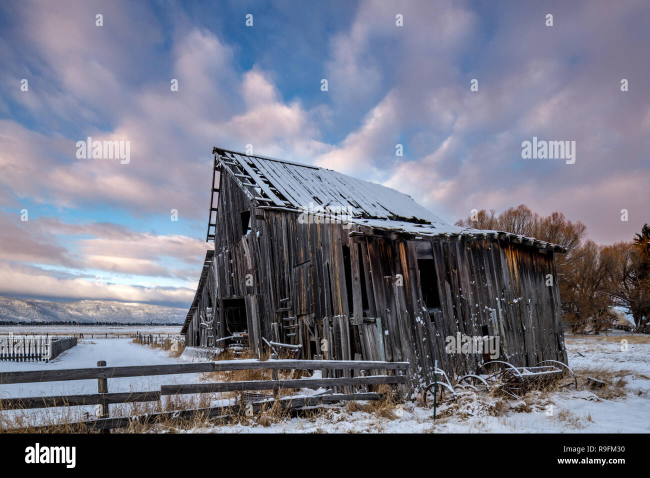 Old falling down barn in hi-res stock photography and images - Alamy