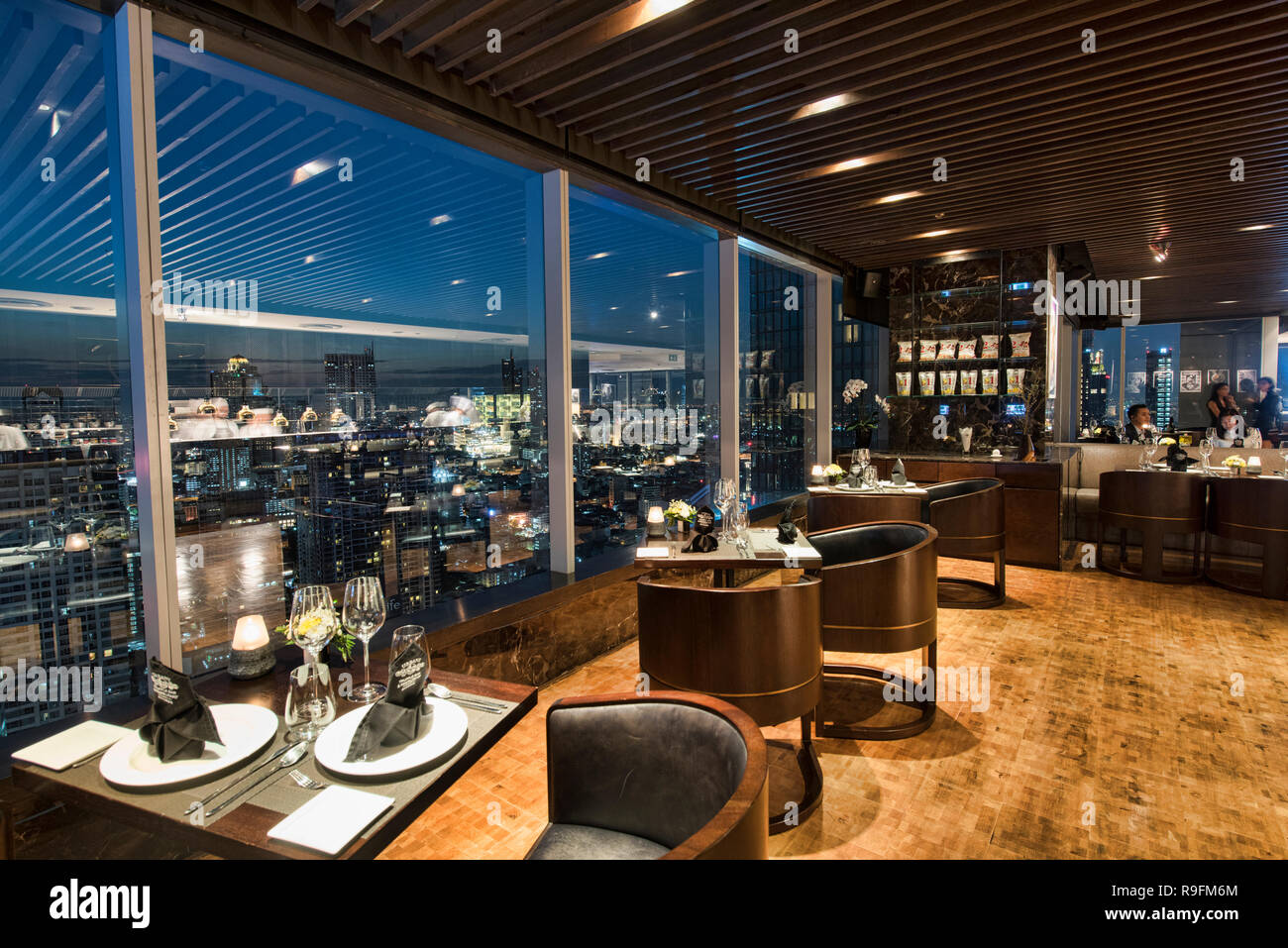 Fancy restaurant interior view hi-res stock photography and images - Alamy