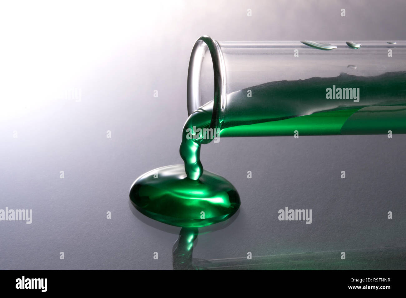 Chemical spilling hi-res stock photography and images - Alamy