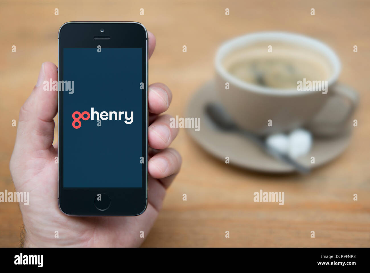 Gohenry banking hi-res stock photography and images - Alamy
