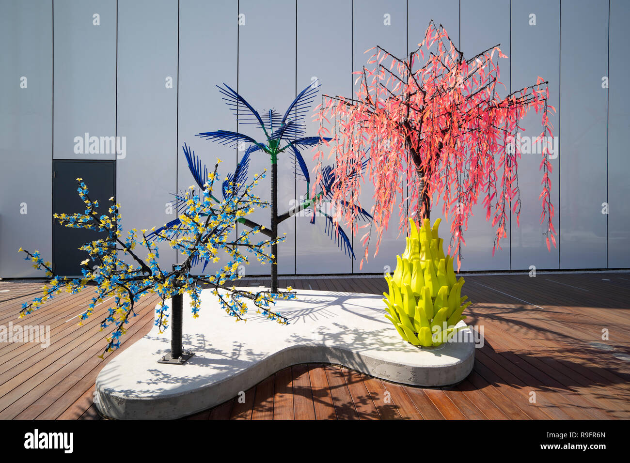 Contrary Life: A Botanical Light Garden Devoted to Trees is an ...