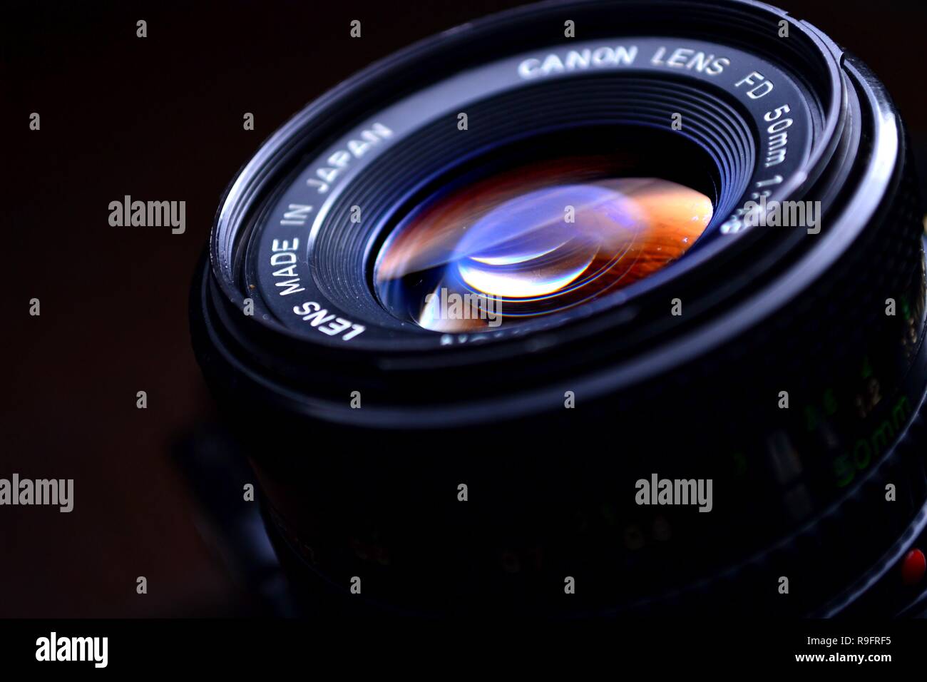 Fixed lens slr hi-res stock photography and images - Alamy