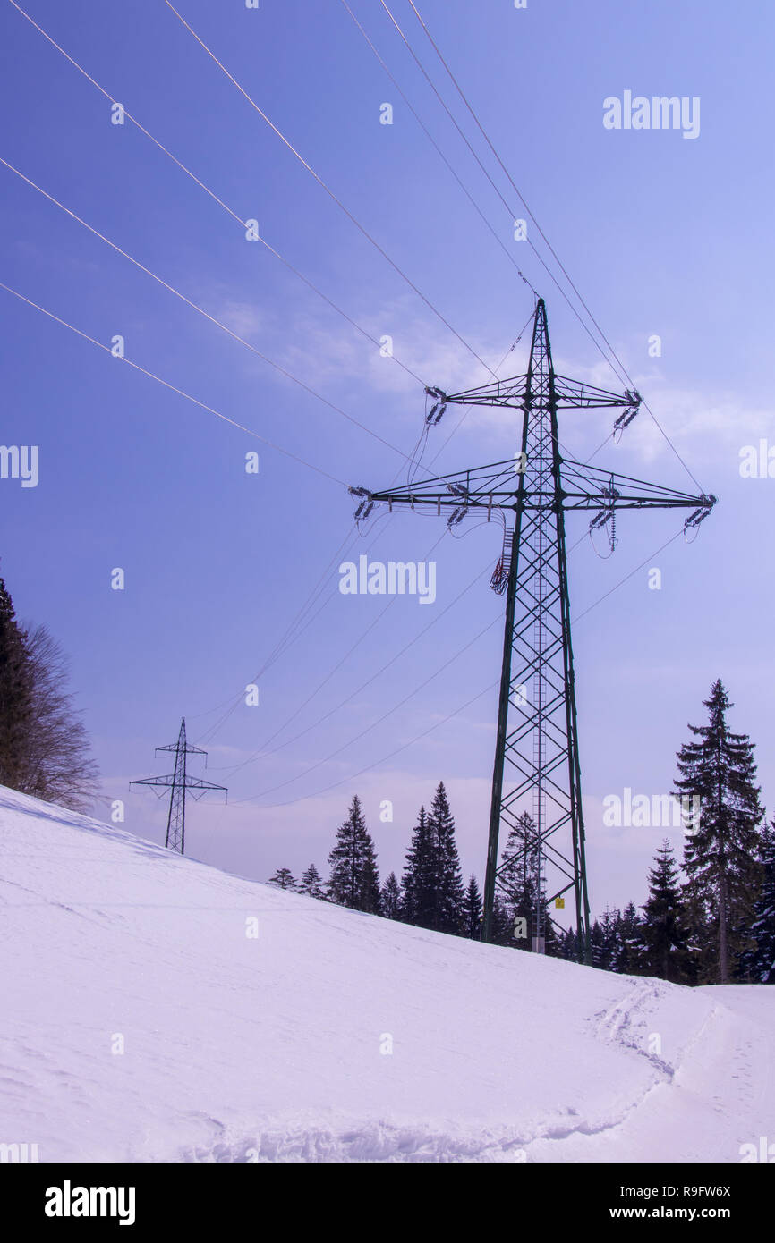 Two ice towers hi-res stock photography and images - Alamy
