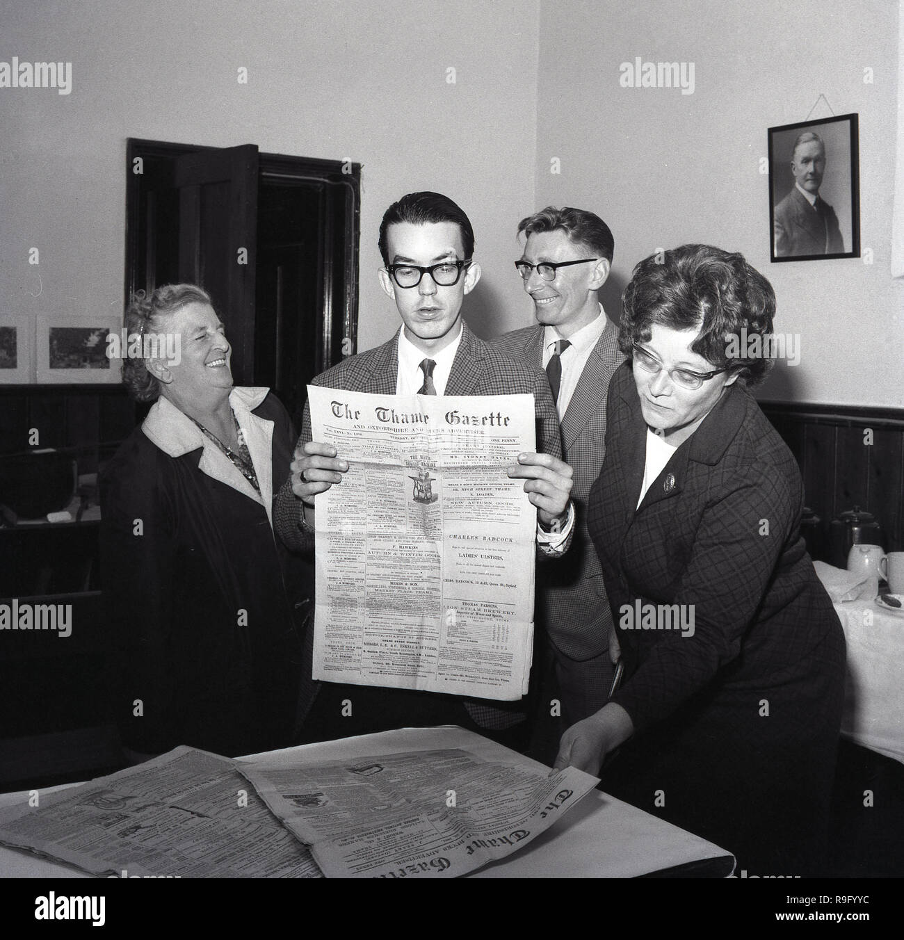 1965 newspaper hi-res stock photography and images - Alamy