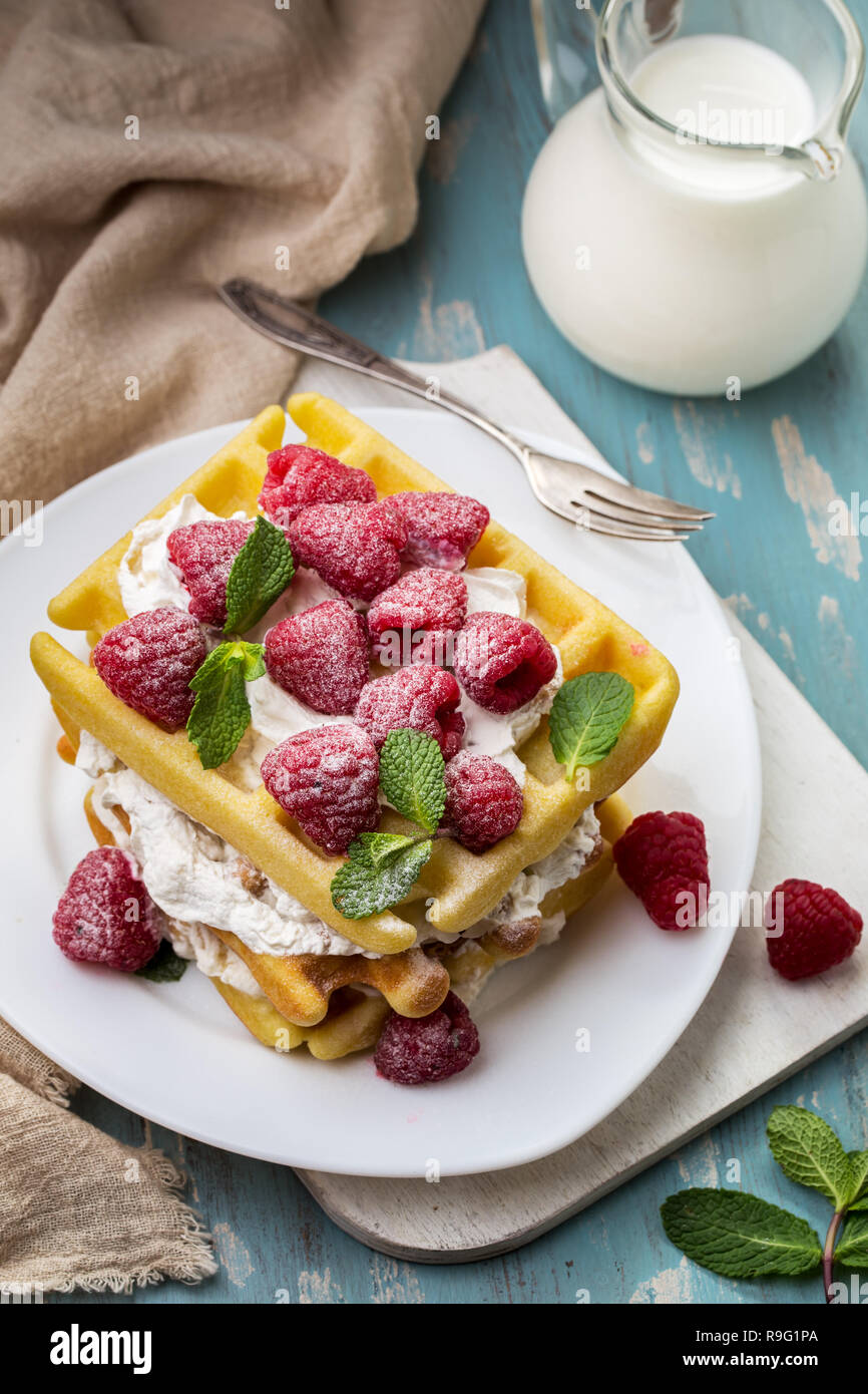 Raspberry waffle hi-res stock photography and images - Alamy