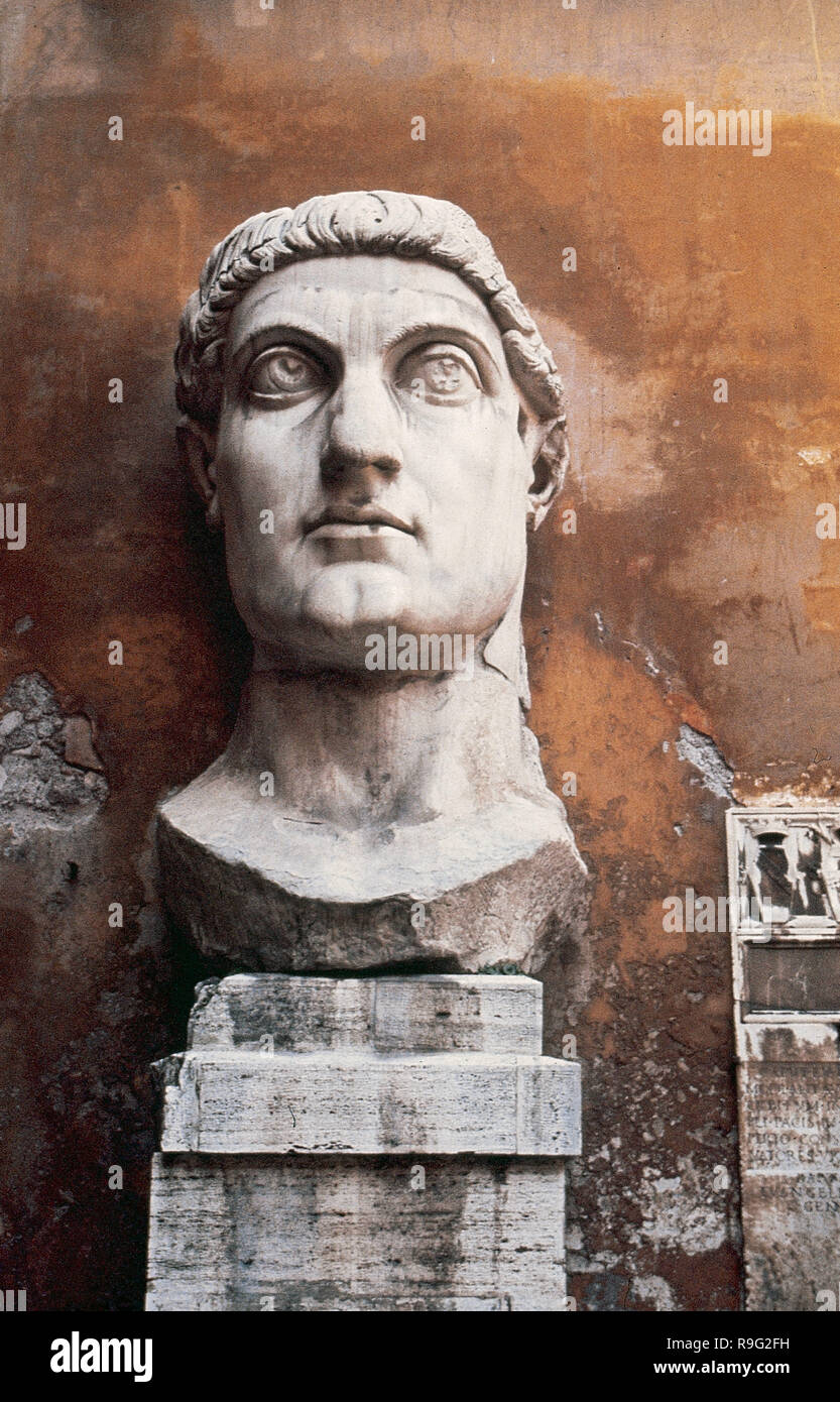 Emperor constantines head hi-res stock photography and images - Alamy
