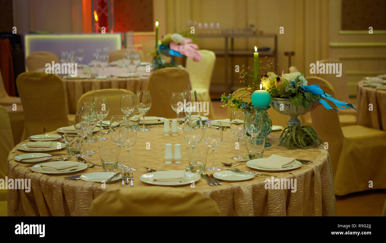 The luxury wedding reception dinner table setup Stock Photo - Alamy
