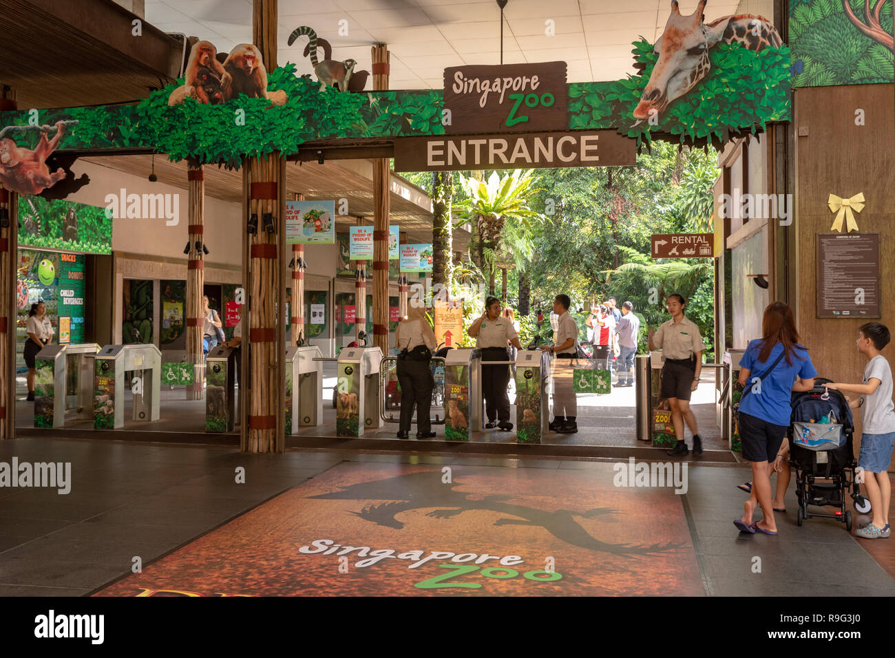 Zoo Gate High Resolution Stock Photography and Images - Alamy