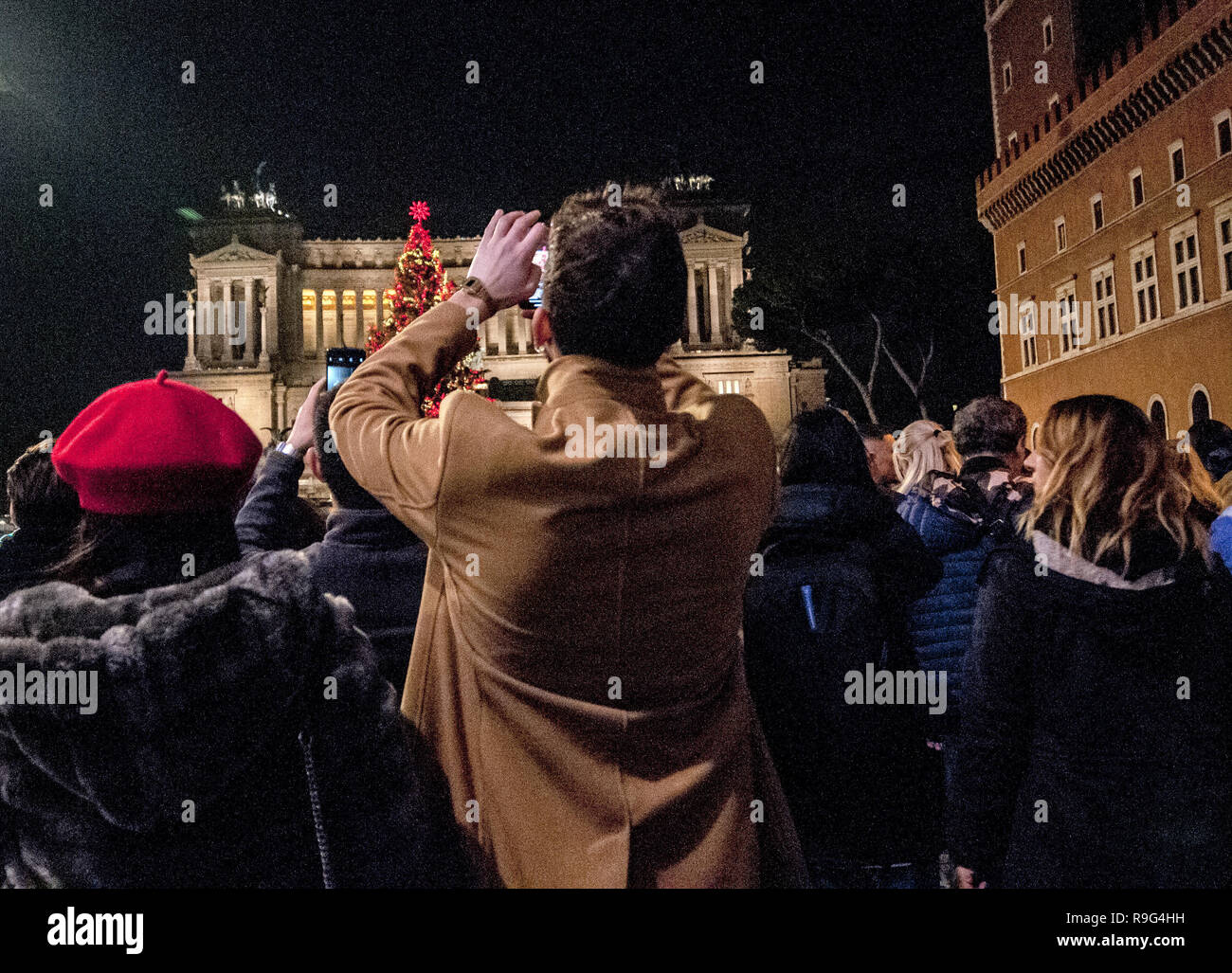 Romans colosseum square hi-res stock photography and images - Alamy