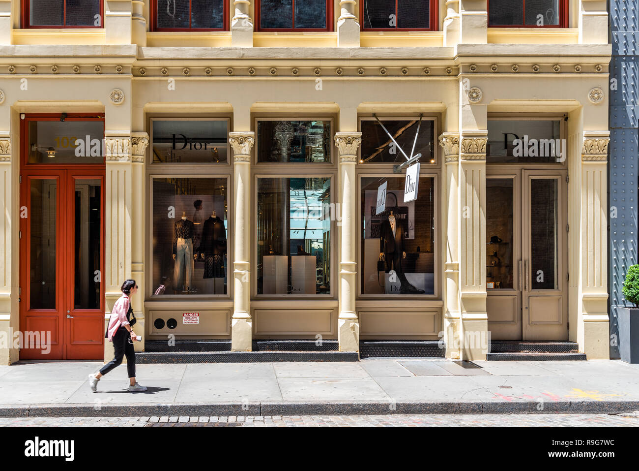 Cast iron storefront hi-res stock photography and images - Alamy