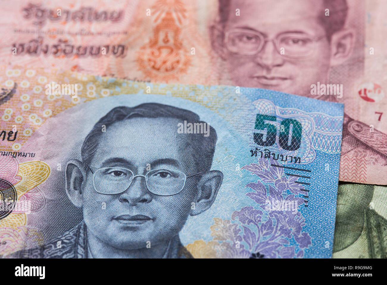 thai baht bank note Stock Photo - Alamy