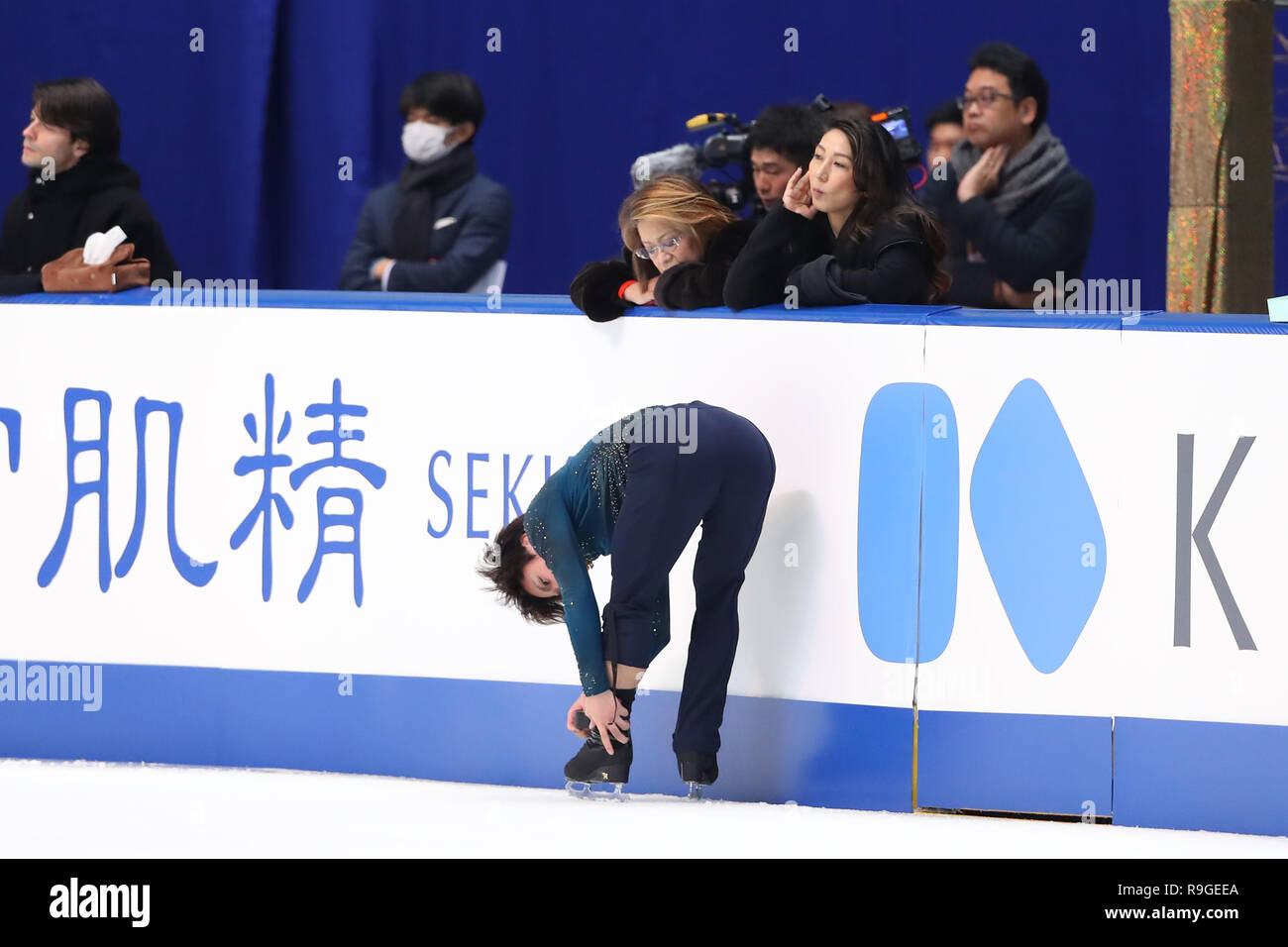 Osaka, Japan. 24th Dec, 2018. S(L-R) Shoma Uno, Machiko Yamada, Mihoko ...