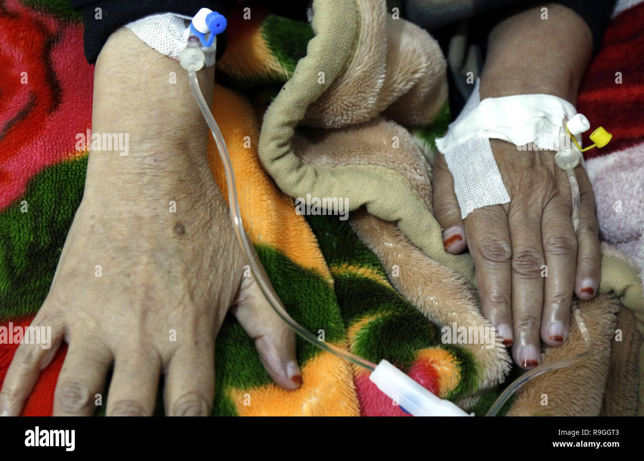 Cholera treatment hi-res stock photography and images - Alamy