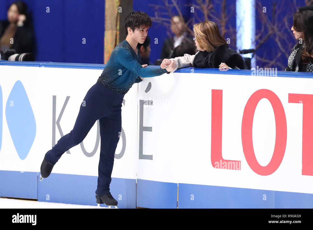 Osaka, Japan. 24th Dec, 2018. (L-R) Shoma Uno, Machiko Yamada Figure ...