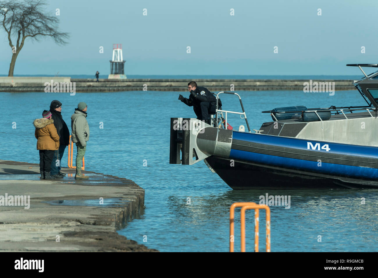 Chicago police boat hi-res stock photography and images - Alamy