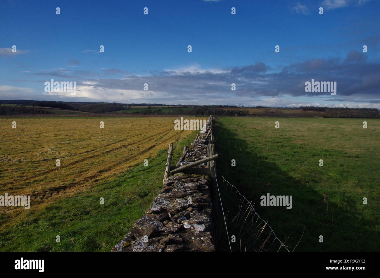 The Macmillan Way. Long-distance trail. Gloucestershire. Cotswolds ...