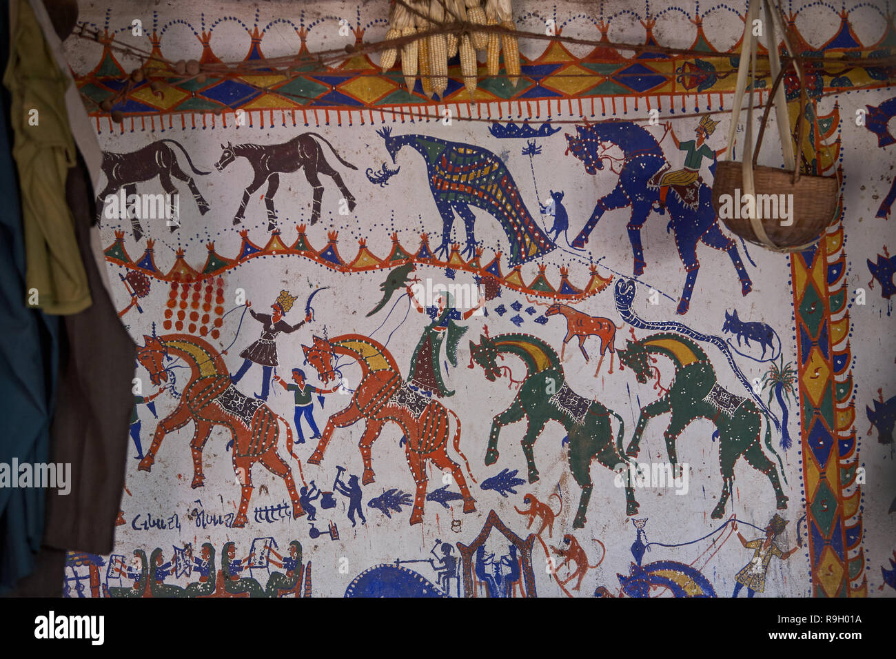 26-Nov-2006 Rathwa tribe’s Pithora painting , Champaner , Pawagadh ...