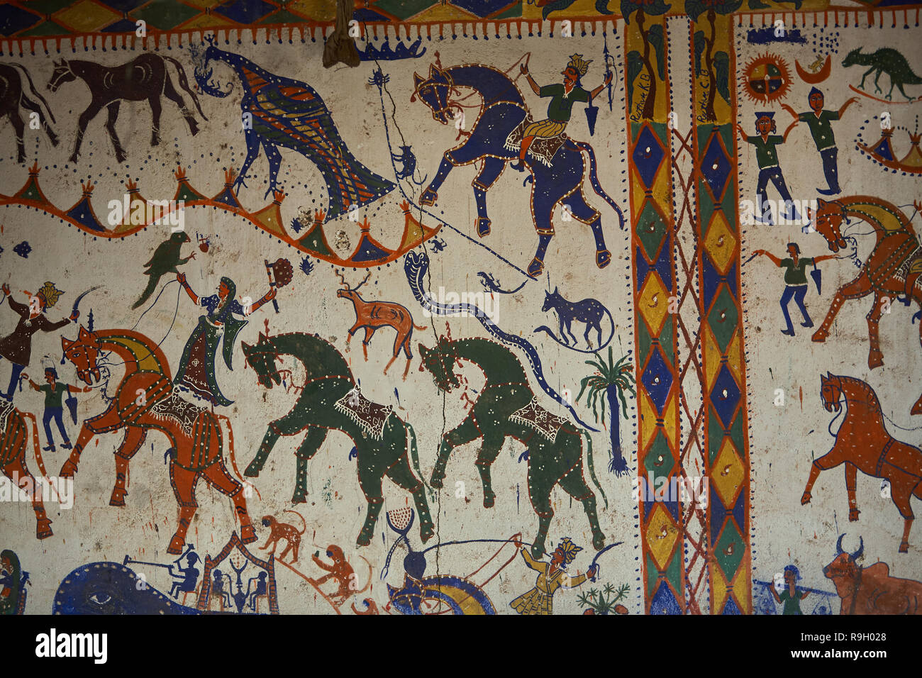 26-Nov-2006 Rathwa tribe’s Pithora painting , Champaner , Pawagadh ...