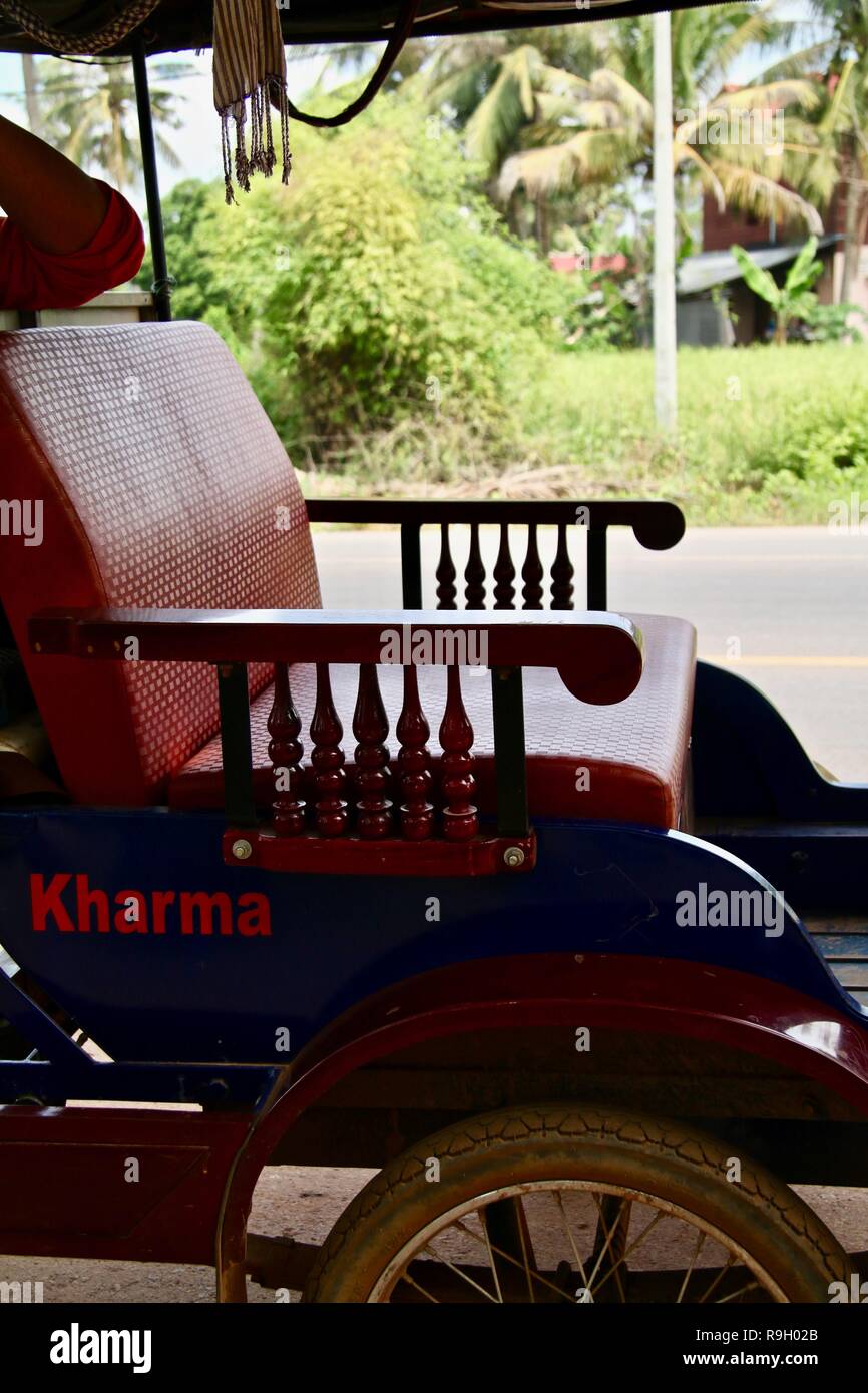 Back of tuk tuk hi-res stock photography and images - Alamy
