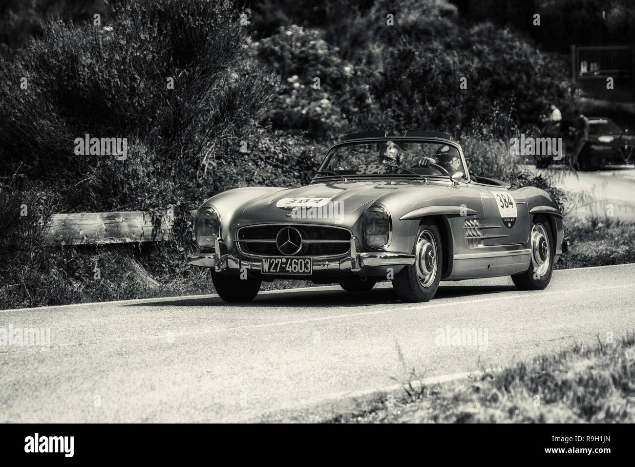 Mercedes benz 300 sl uk hi-res stock photography and images - Alamy