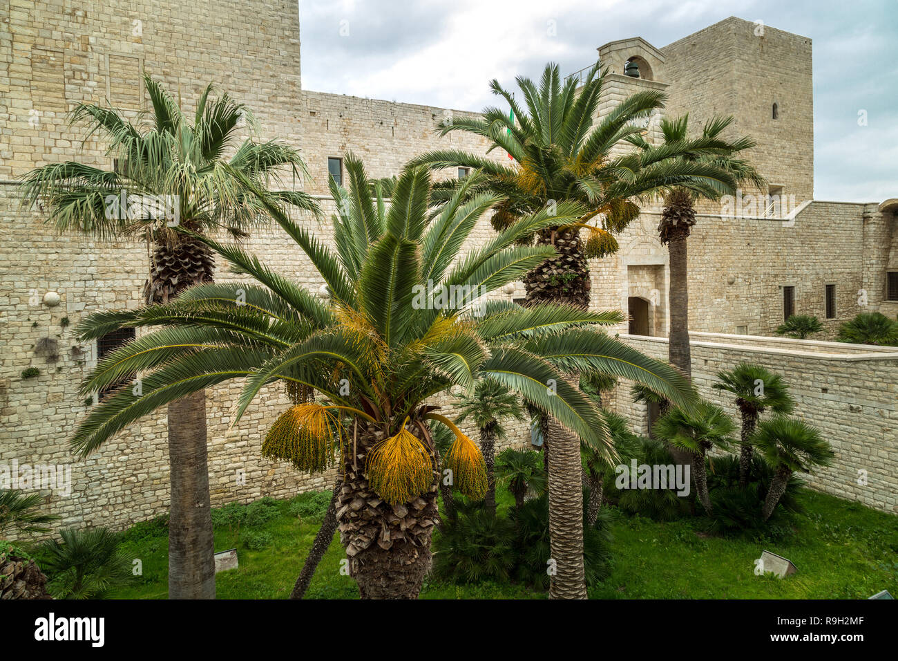 Trani castle hi-res stock photography and images - Alamy