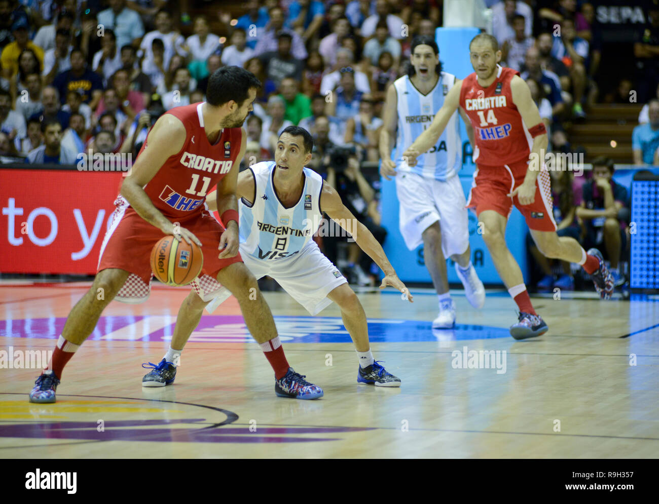 Pablo Prigioni (Argentina) defending against Croatia. FIBA Basketball ...