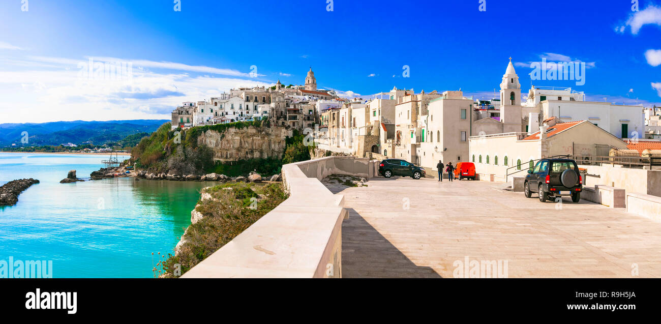 Village view hi-res stock photography and images - Alamy