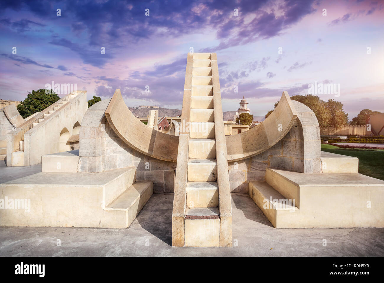 Jantar Mantar observatory complex at purple sky in Jaipur, Rajasthan ...