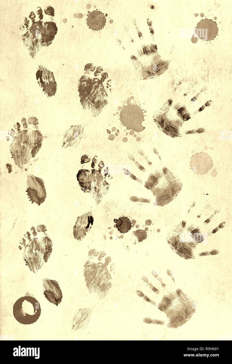 Tracing foot prints hi-res stock photography and images - Alamy