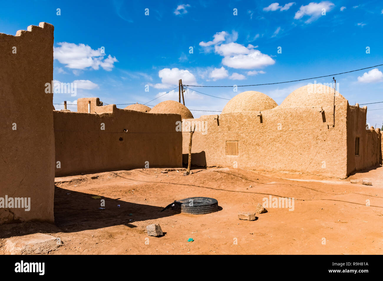 Algeria morocco border hi-res stock photography and images - Alamy