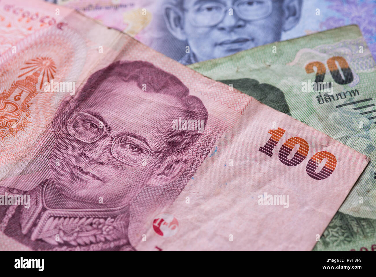 thai baht bank note Stock Photo - Alamy