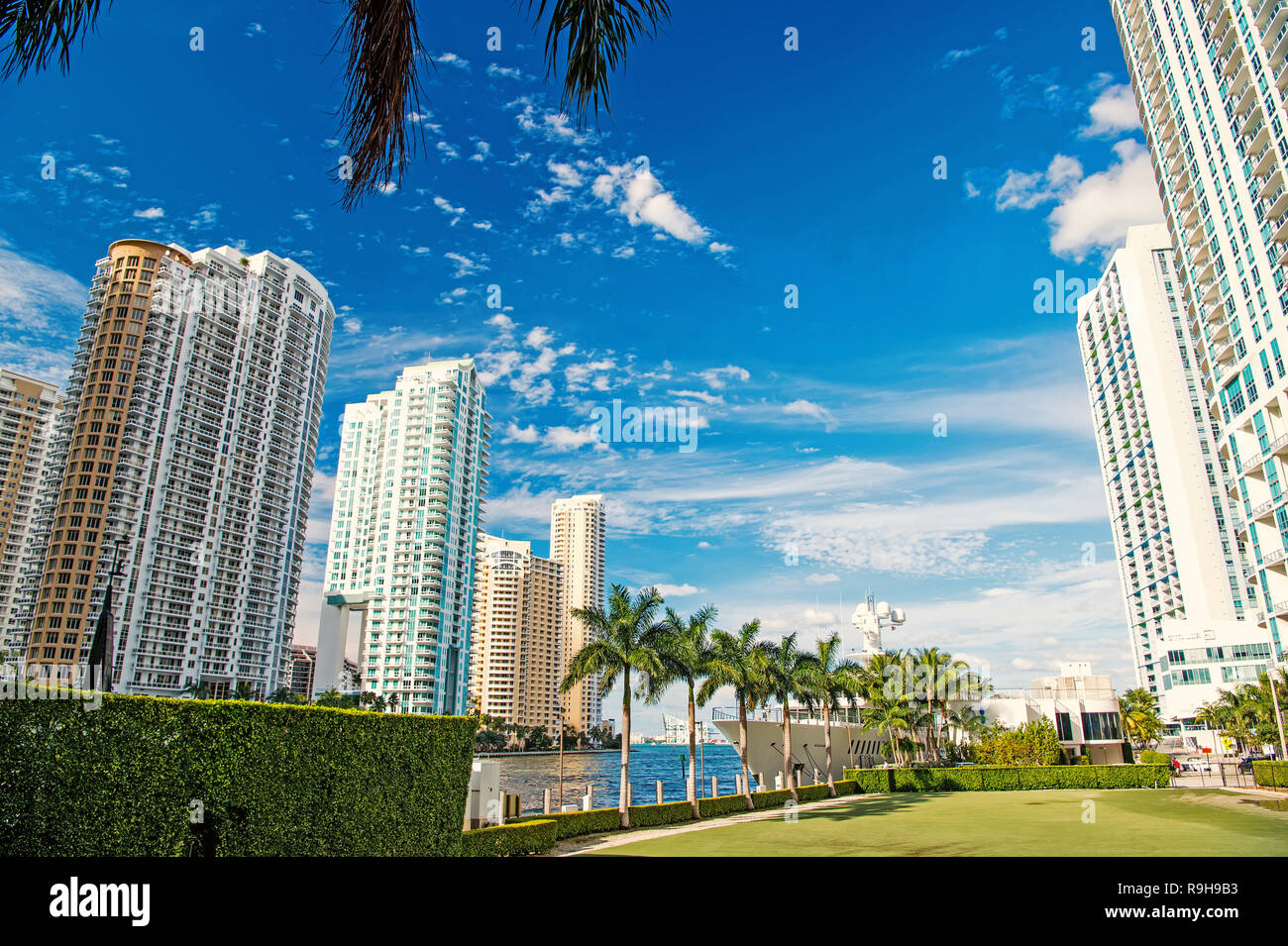 Miami skyline skyscrapers ,modern buildings at Miami downtown, sea view ...