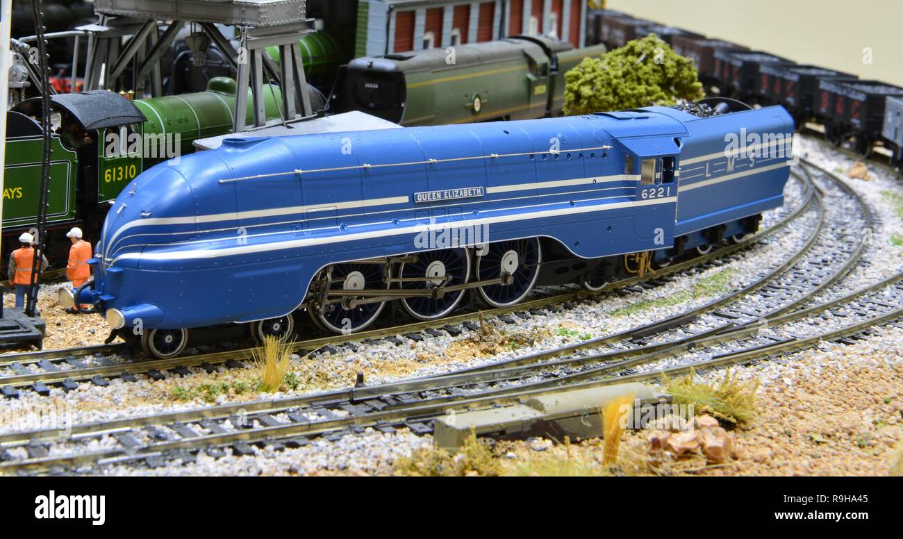 Coronation class pacific steam locomotive hi-res stock photography and ...