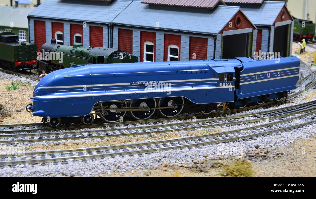 Coronation steam train model hi-res stock photography and images - Alamy