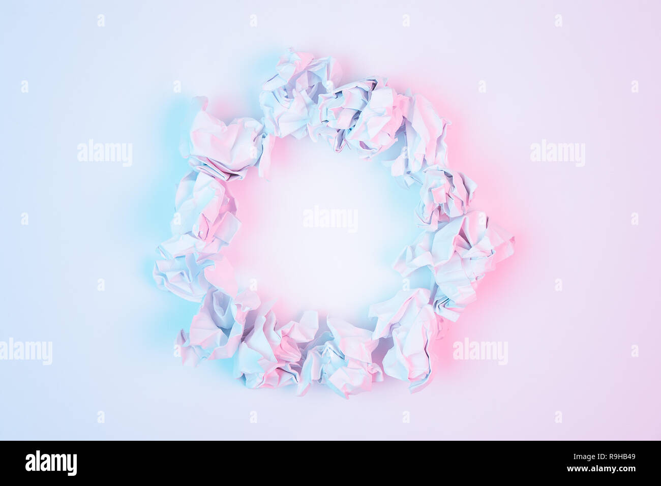 Paper scrunch flat hi-res stock photography and images - Alamy