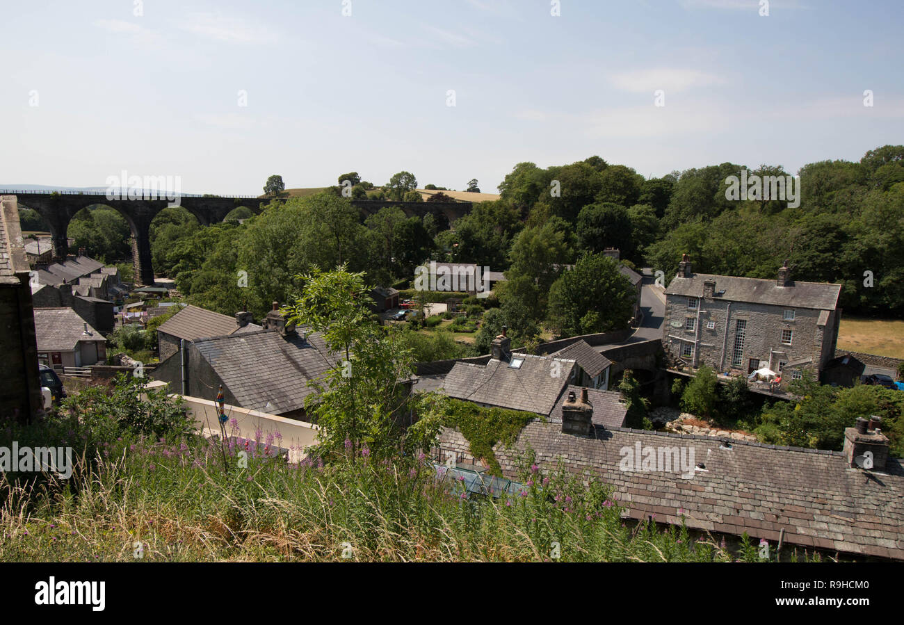 Ingleton village yorkshire hi-res stock photography and images - Alamy