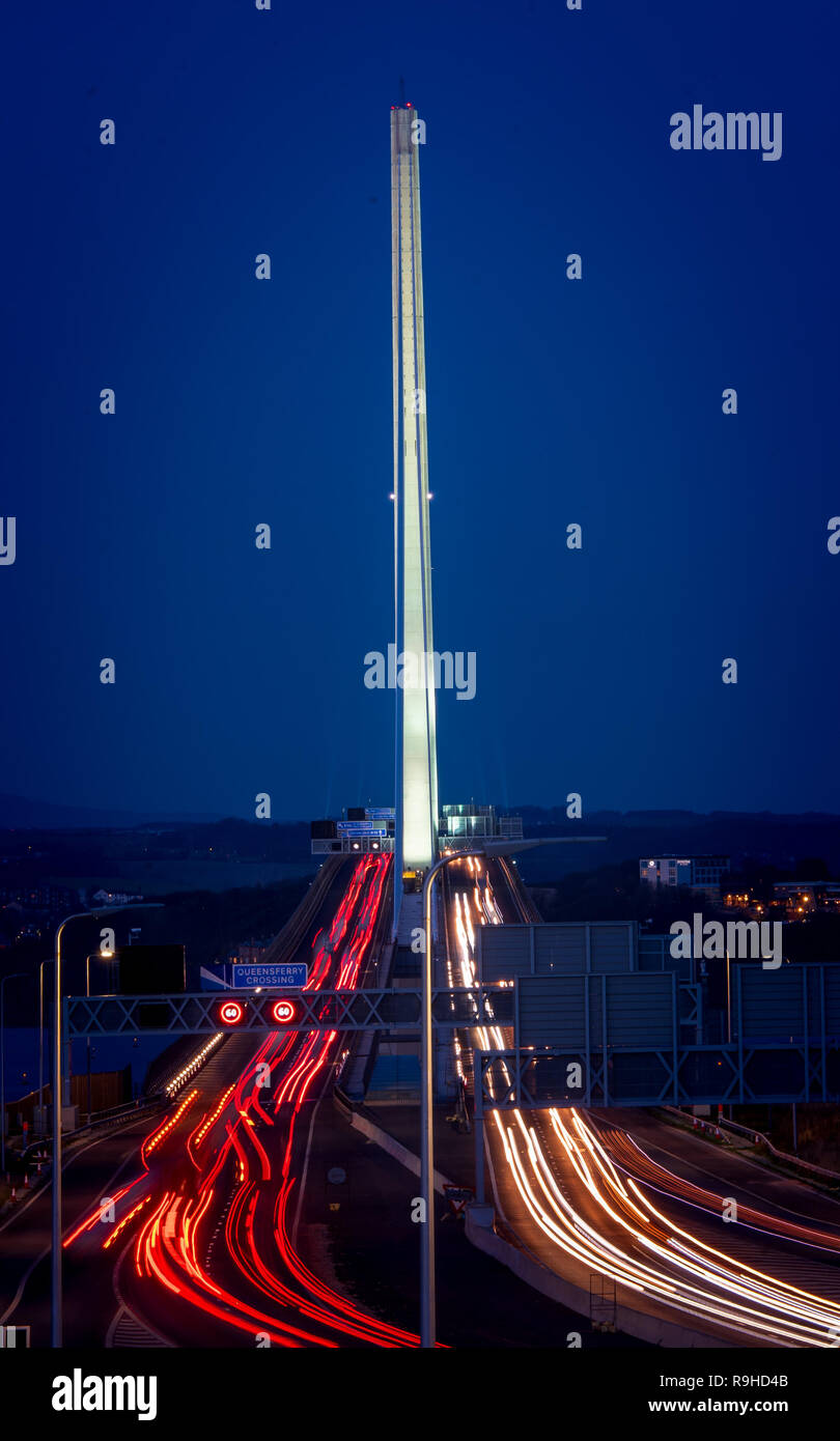 Forth crossing hi-res stock photography and images - Alamy