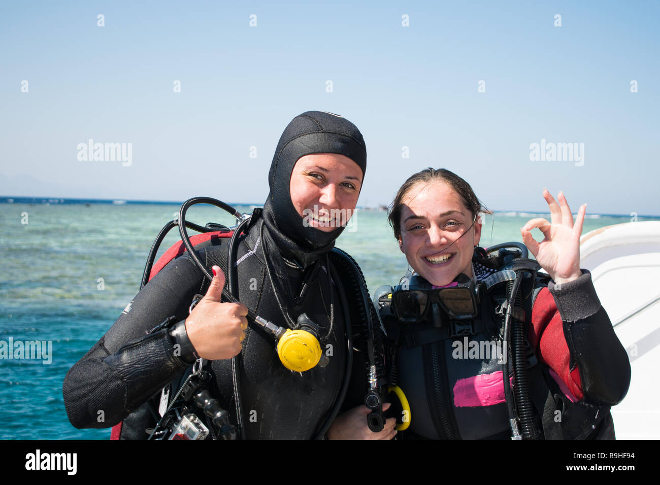 Female diver helmet hi-res stock photography and images - Alamy