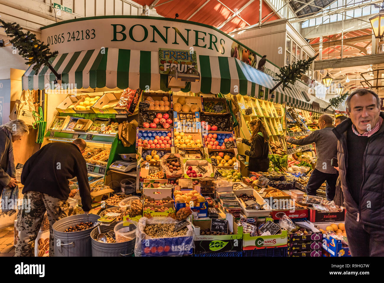 Covered market oxford hi-res stock photography and images - Alamy